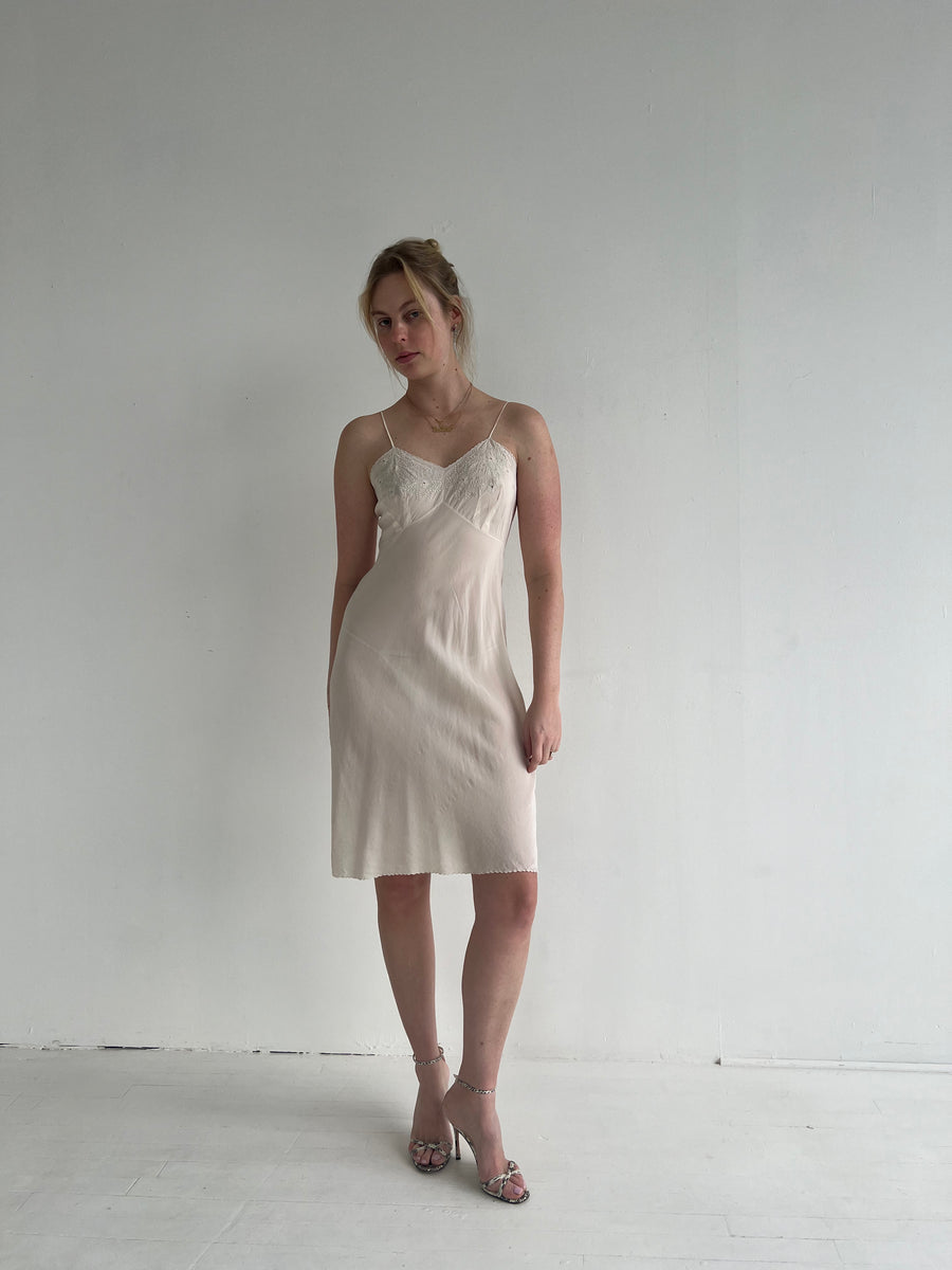 1930's White Silk Slip Dress with Floral Embroidery – Eveliina Vintage