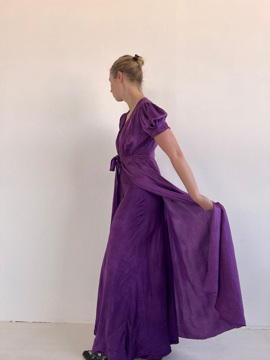 Hand Dyed Purple Silk Robe – Eveliina Vintage